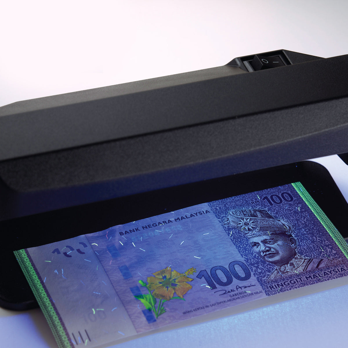 MKP MD-1600 Ultraviolet Money Detector – themiyastore